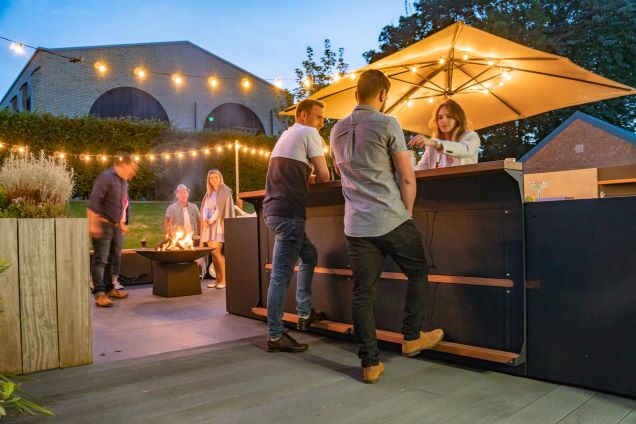 Outdoor Kitchen Bar | Grillo Outdoor Kitchens AU